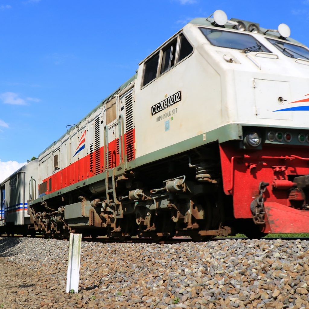 KAI Hadirkan Livery Lokomotif Tahun 1953-1991 | Agenda Indonesia