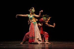 Tari Topeng Cirebon, 5 Jenis Yang Unik | Agenda Indonesia