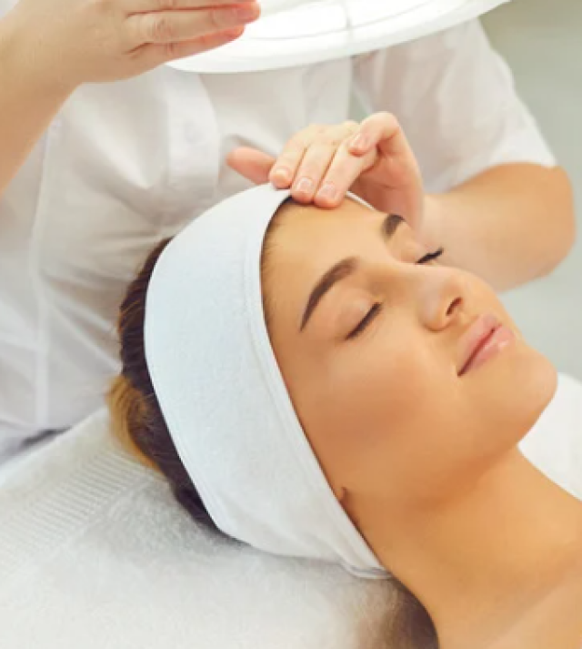 Skin tags removal, pigmentation and vascular blemishes removal - Escape ...