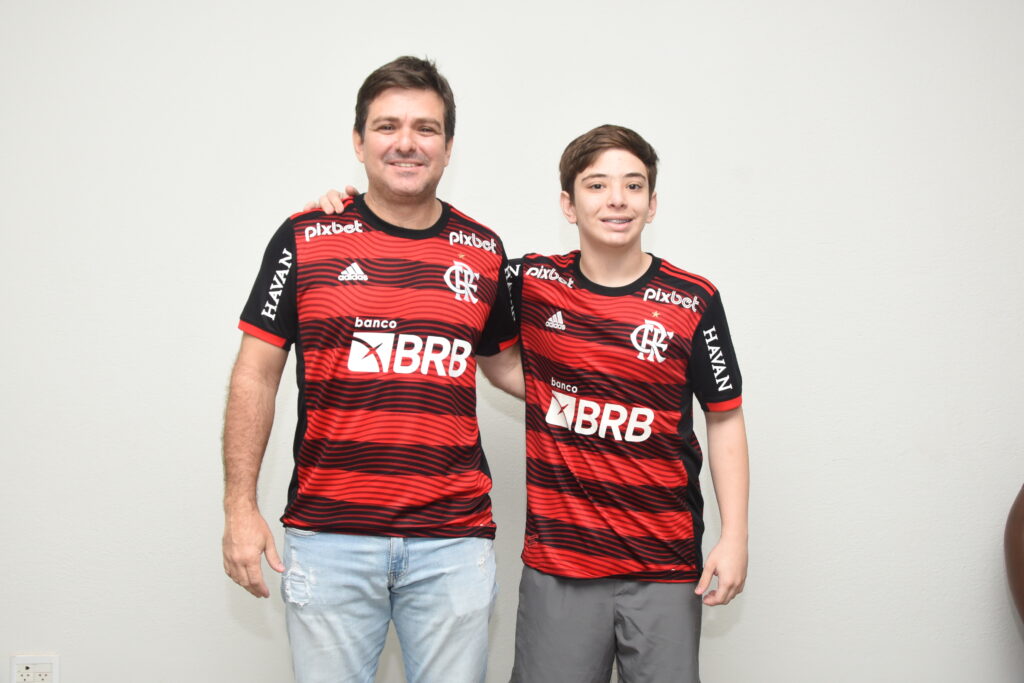Torcedores de Flamengo e São Paulo avaliam decisão