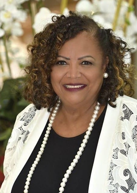 Parabéns para Luzia