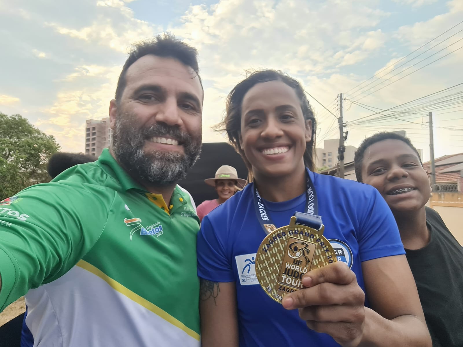 Atleta formada no judô de Barretos estreia hoje no Mundial