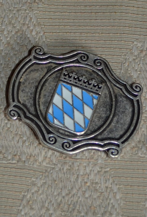 Belt Buckle – Enameled Bavarian Crest – Trachten-Quelle