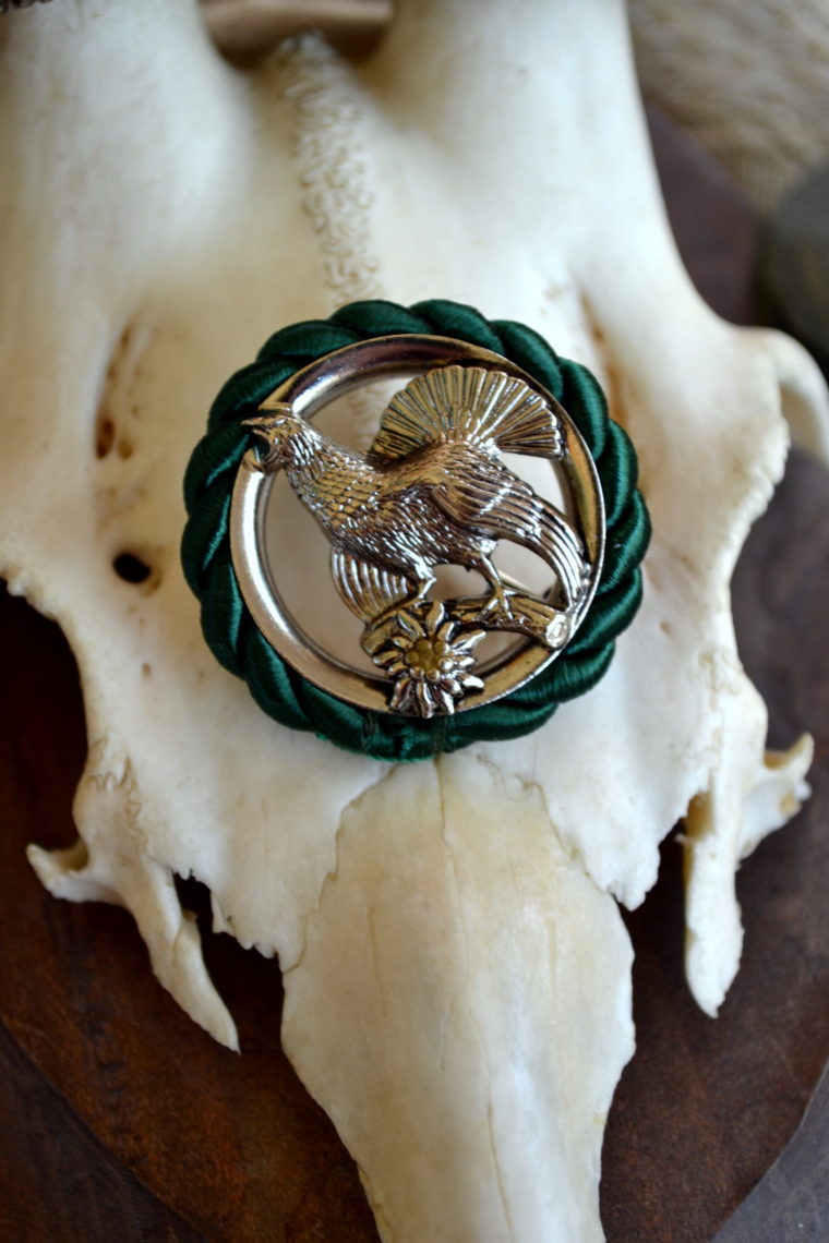 Hat or Lapel Pin Round Wild Turkey – Trachten-Quelle