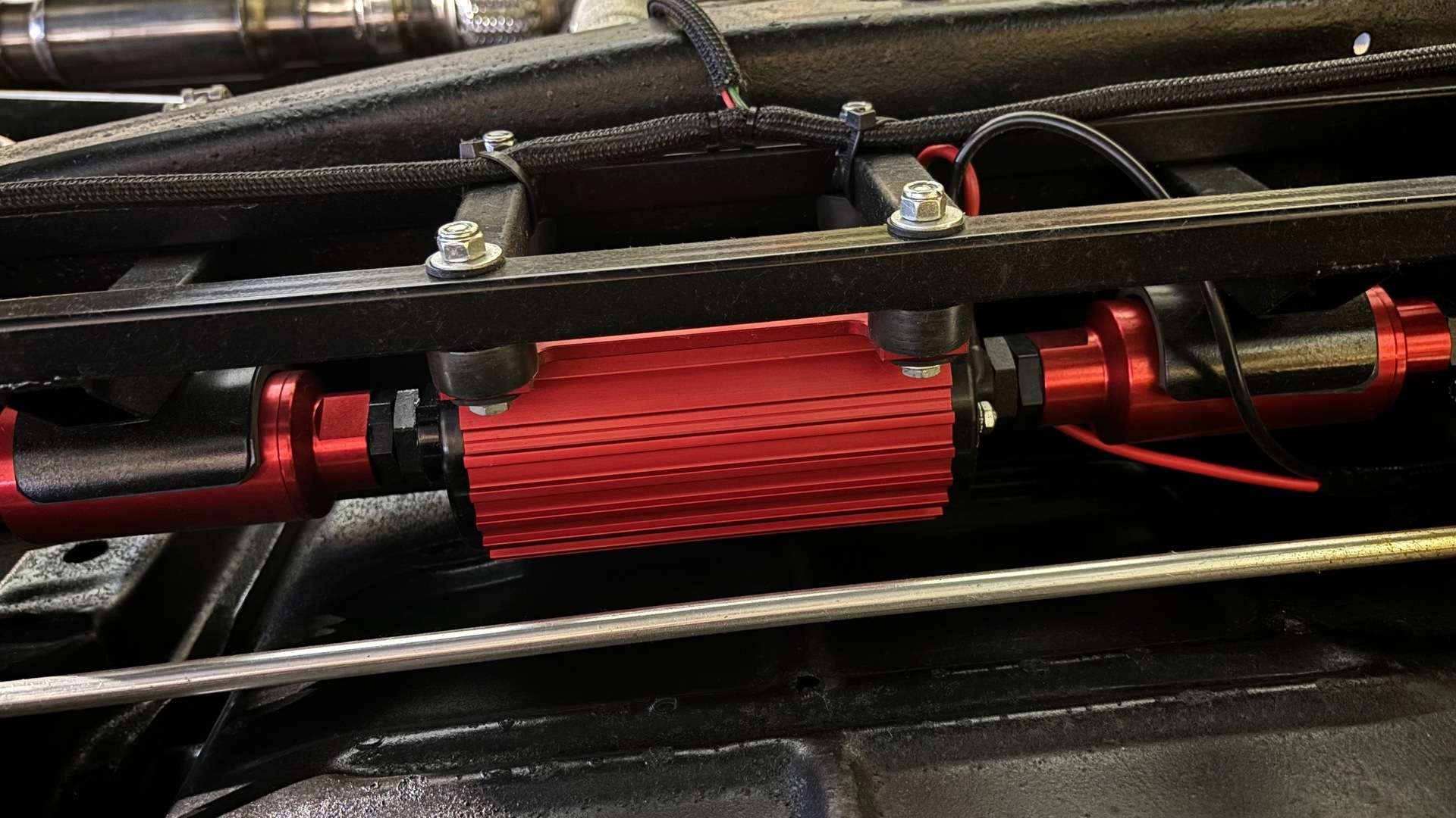 Home - Opposing Cylinders