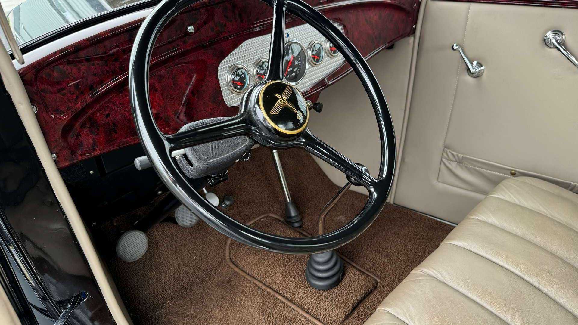 Home - Opposing Cylinders