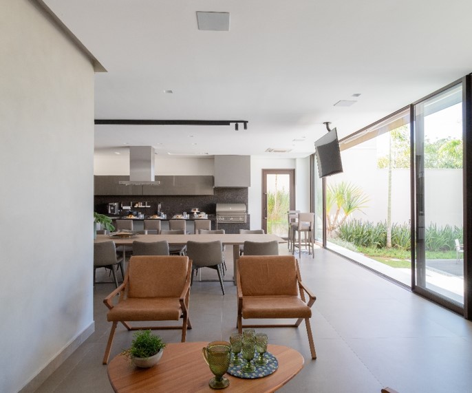 A sofisticação inigualável do couro no décor de interiores - Jornal Tribuna